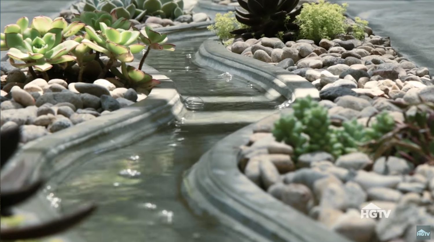 Custom Table with a Built-In Water Feature – Hardscaping Maple Valley